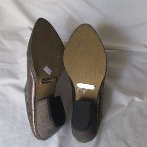 Very Volatile | Shoes | Very Volatile Clog Cowboy Boots Leather Daytons ...